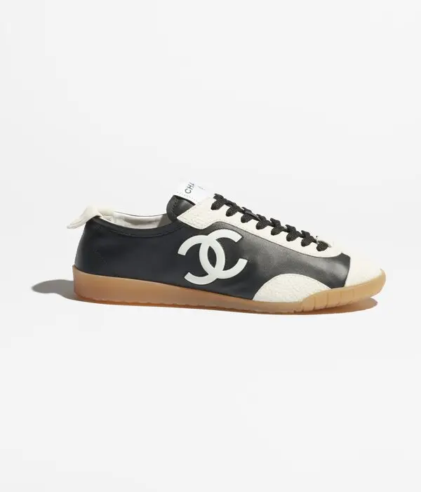 42257565~black &
